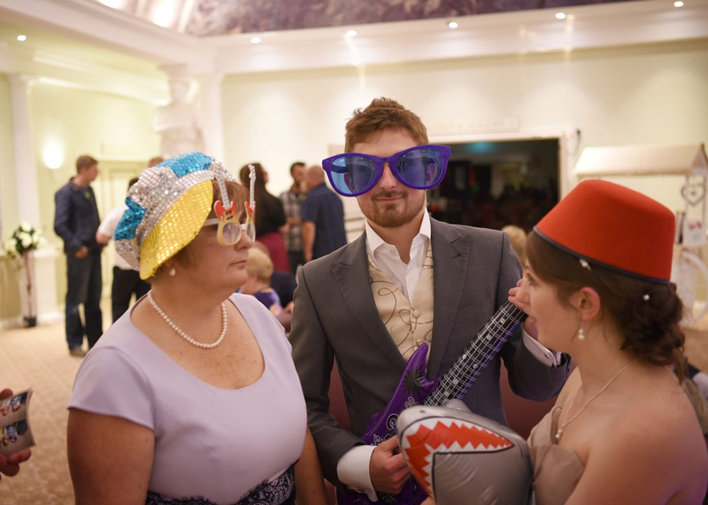 The Bubble Booth - Wedding Photo Booth North Devon